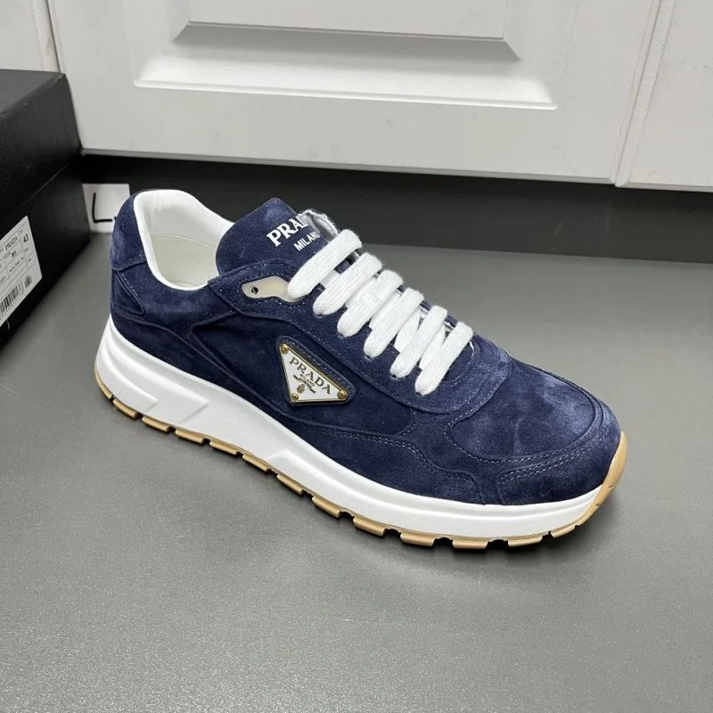 Top match Prada Low Shoes