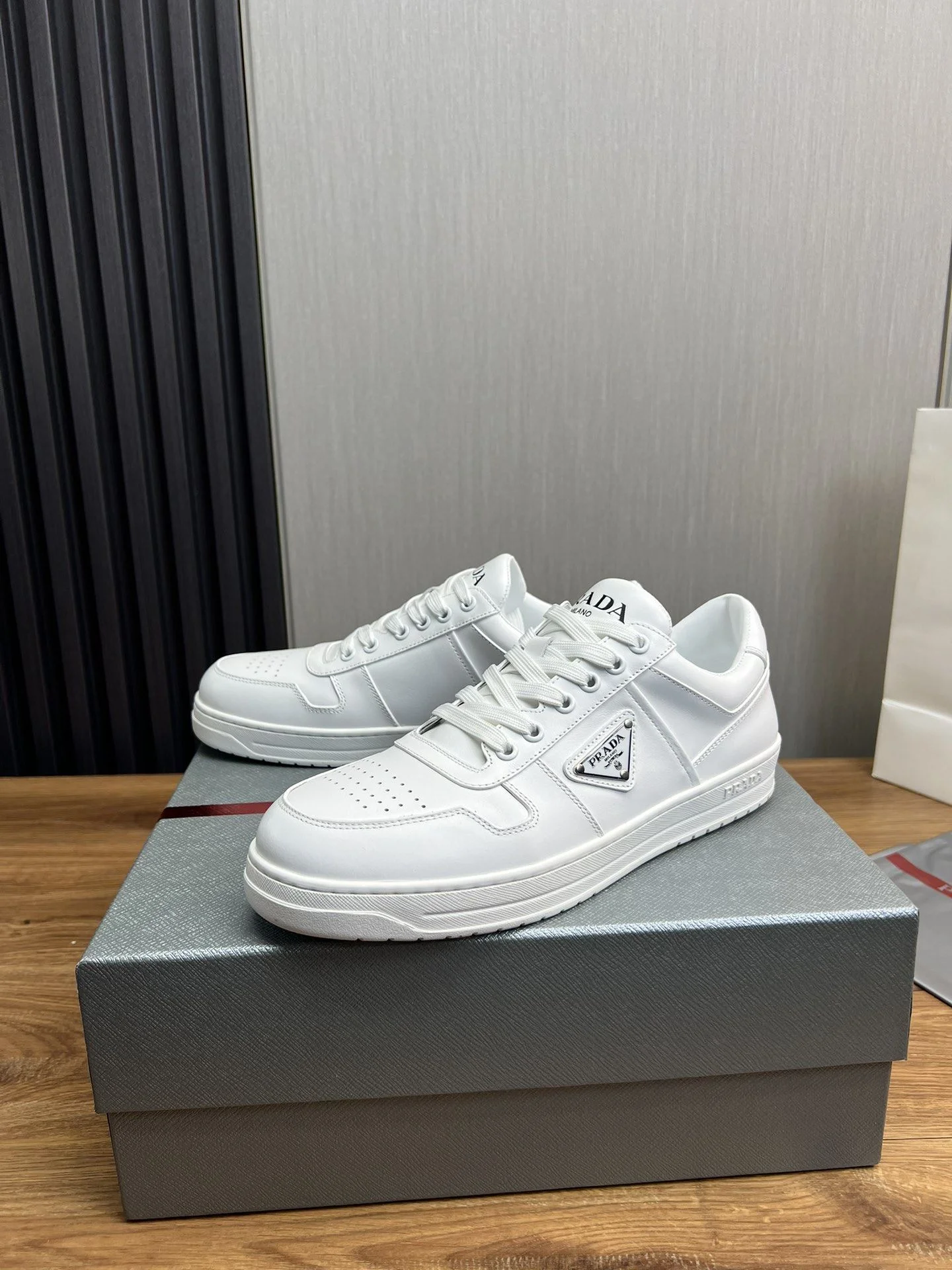 Exact replica Prada Low Shoes