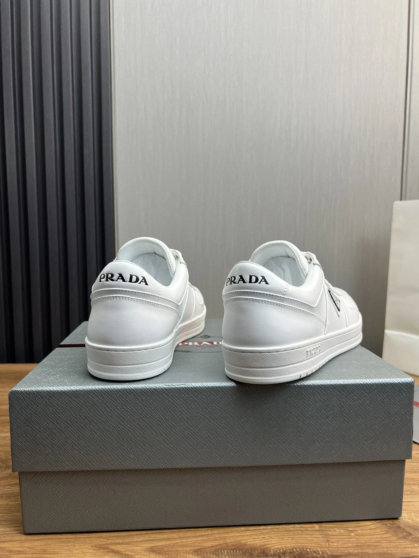 Exact replica Prada Low Shoes