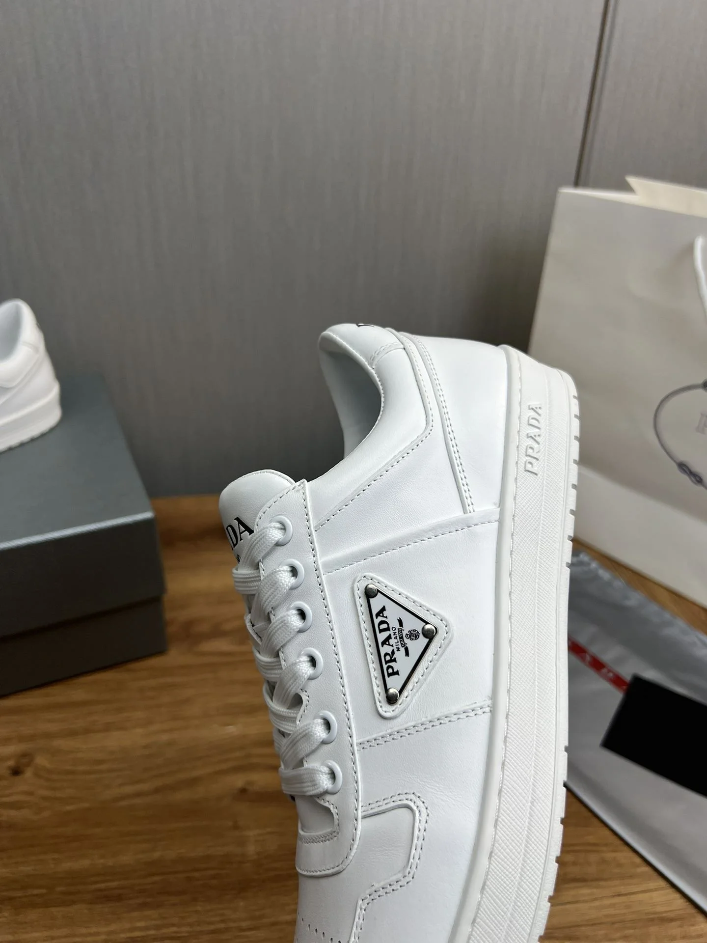 Exact replica Prada Low Shoes