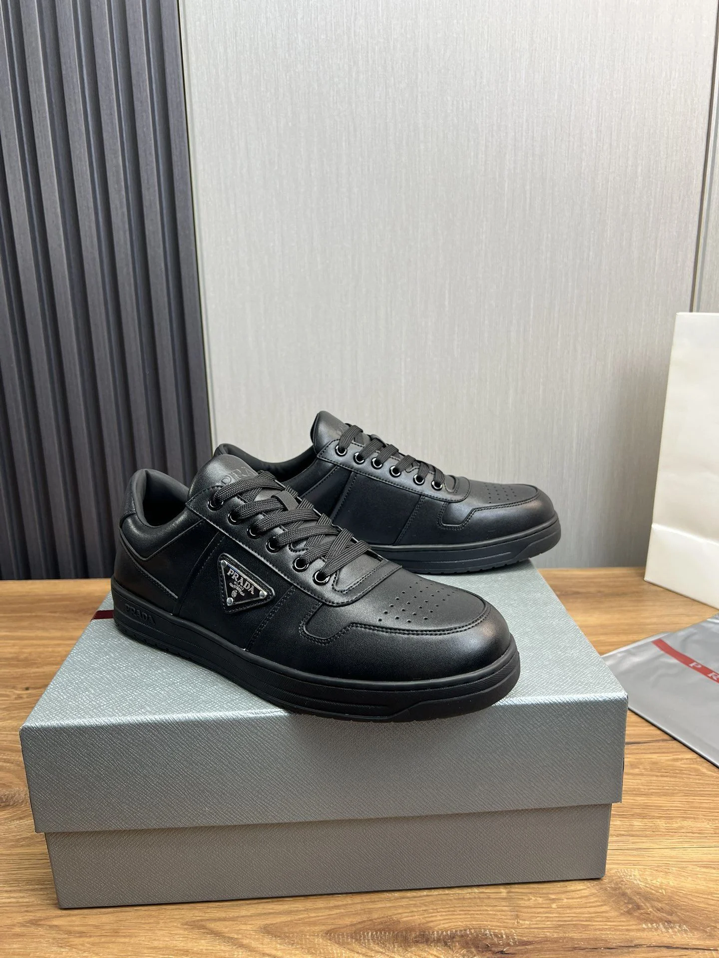 Cut-rate Prada Low Shoes