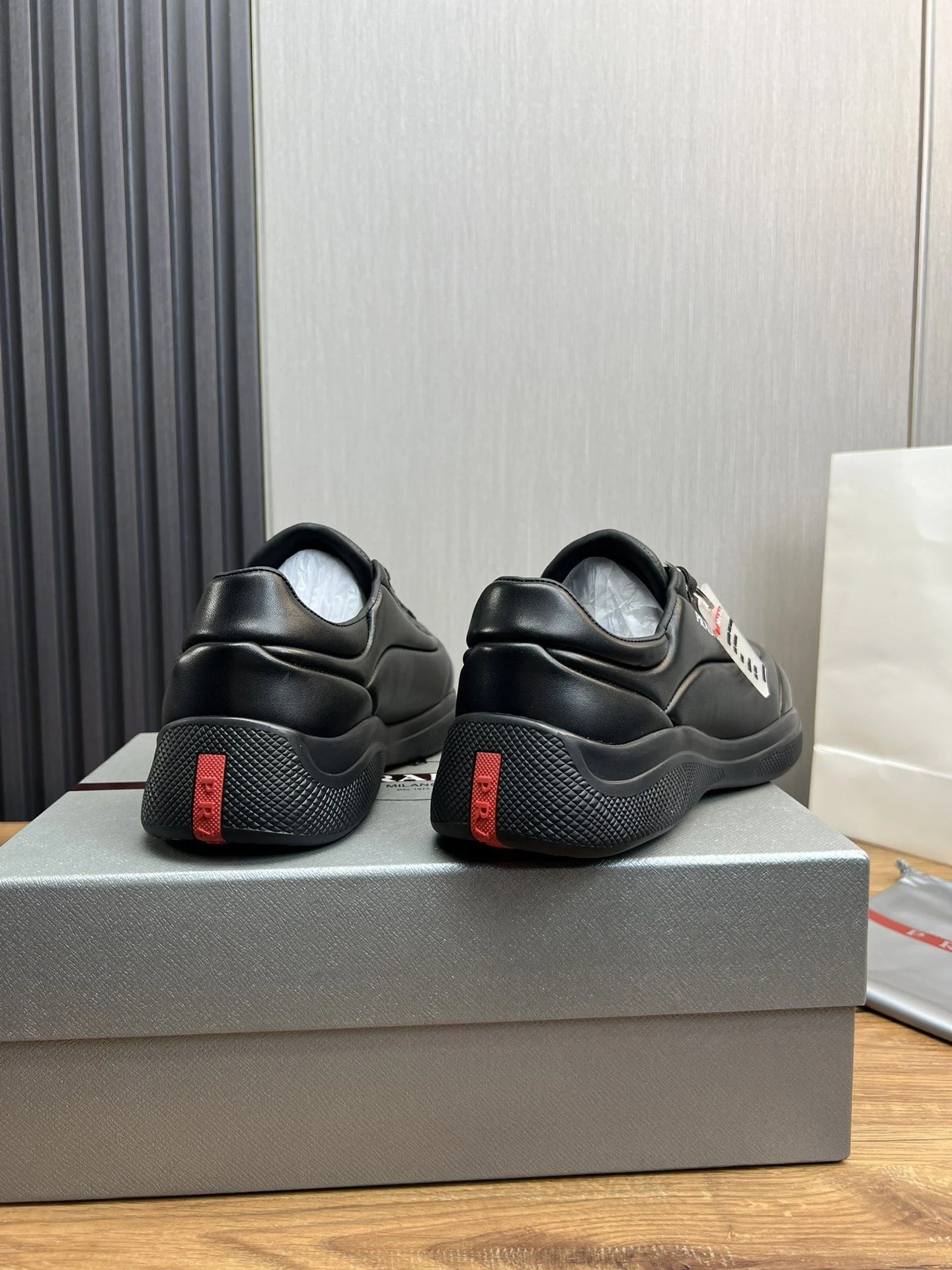 1:1 copy Prada Low Shoes