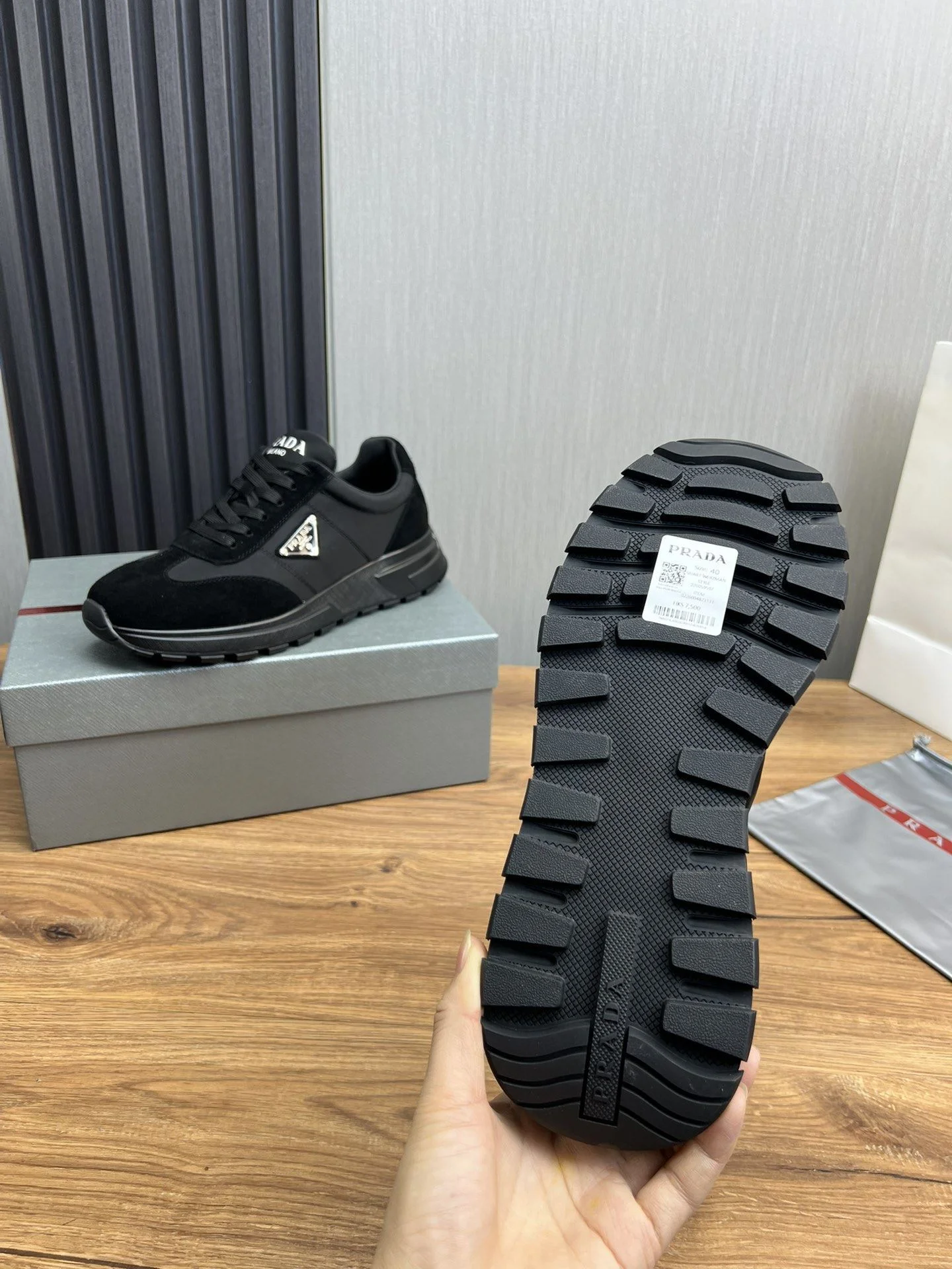 Mirror quality Prada Low Shoes