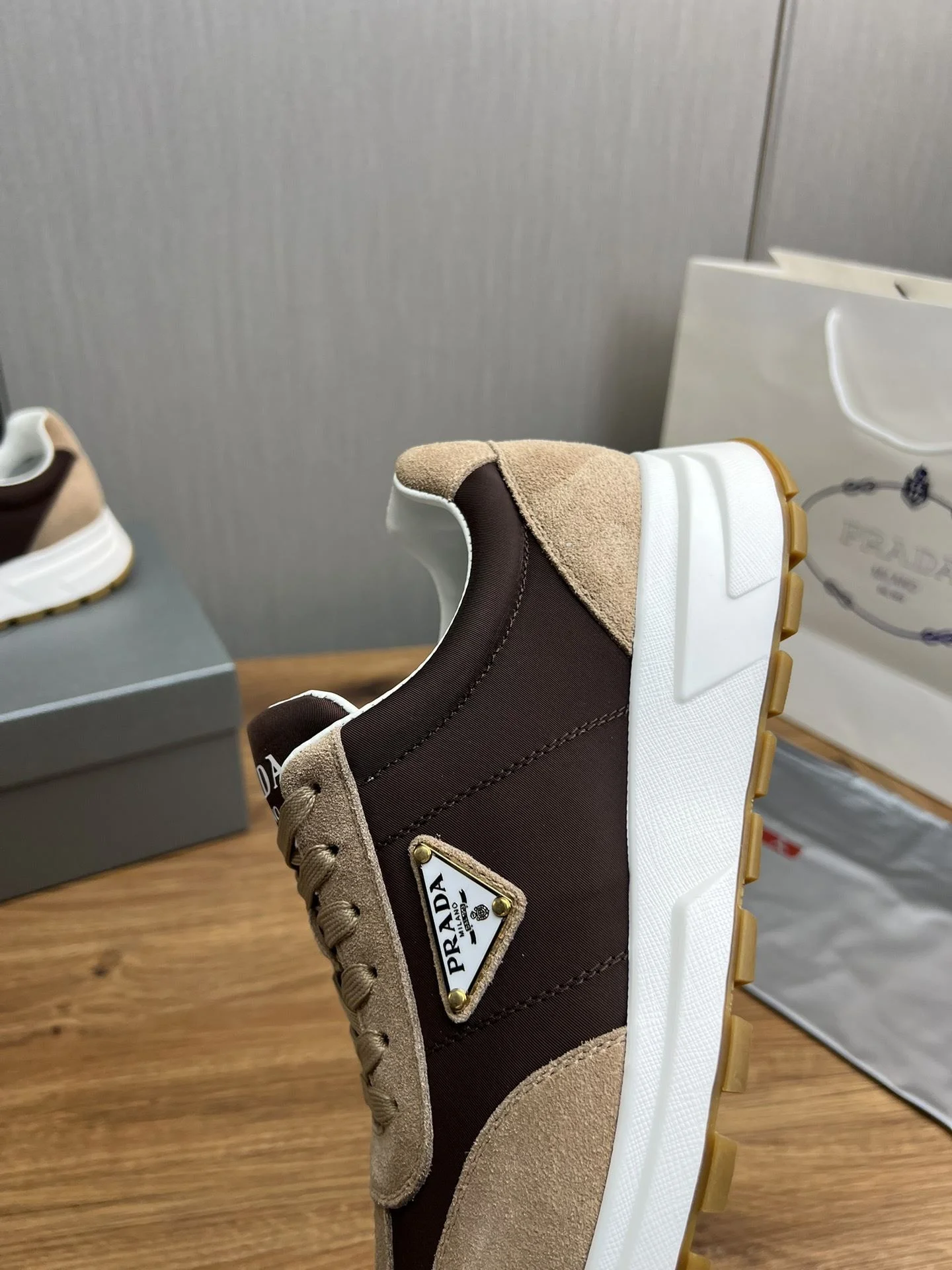 High accuracy Prada Low Shoes