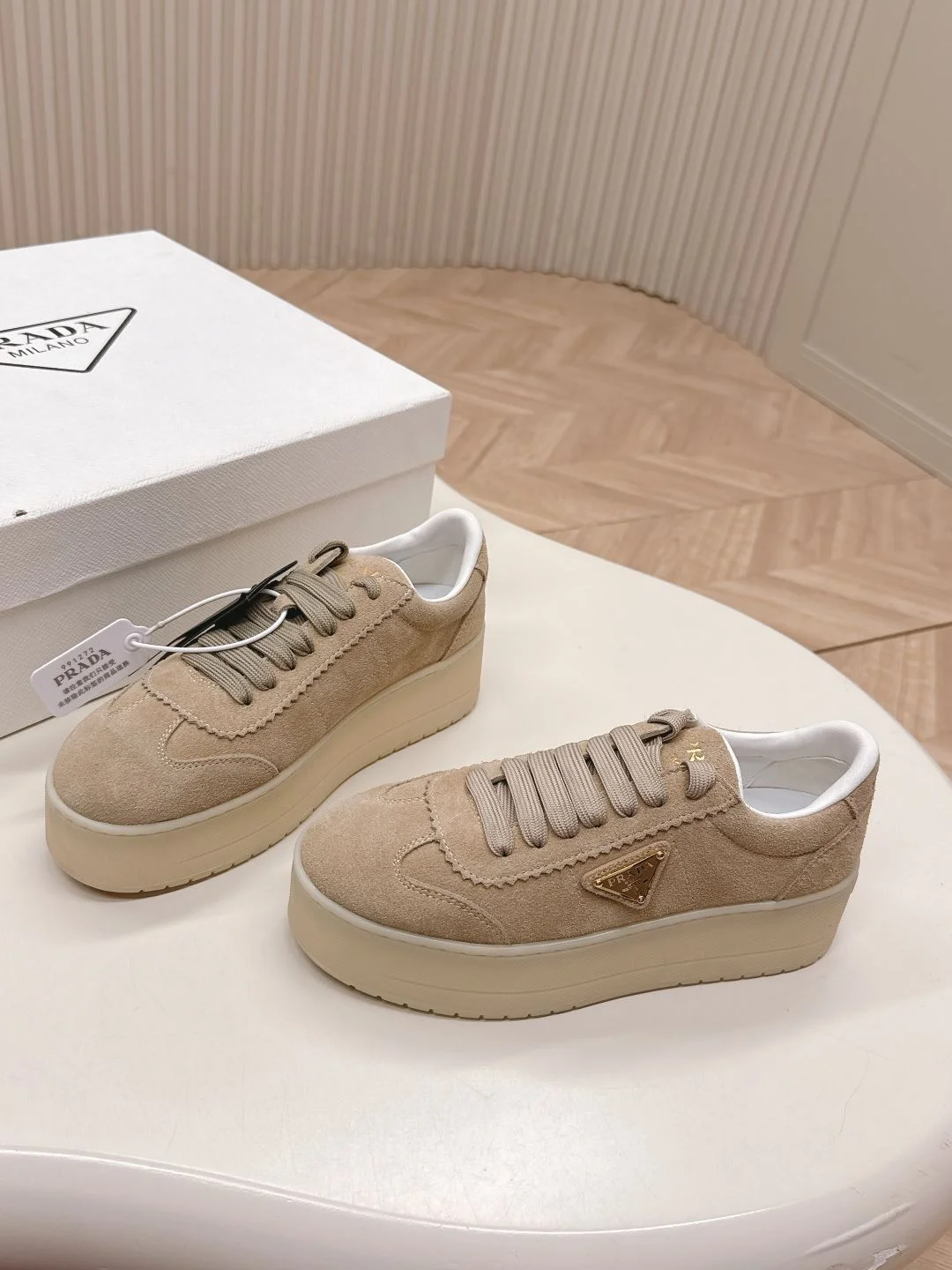 Cut-rate Prada Low Shoes