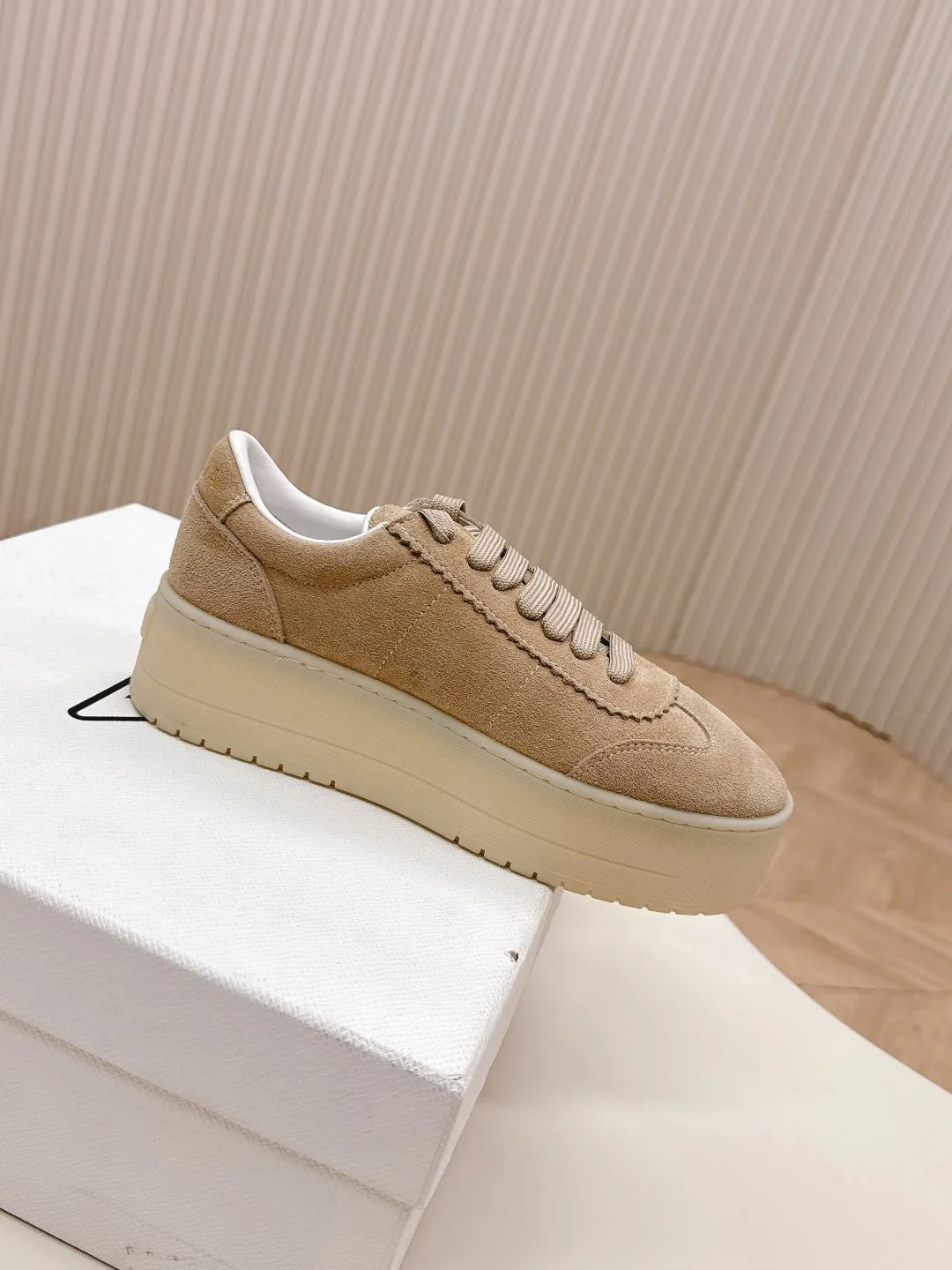 Cut-rate Prada Low Shoes