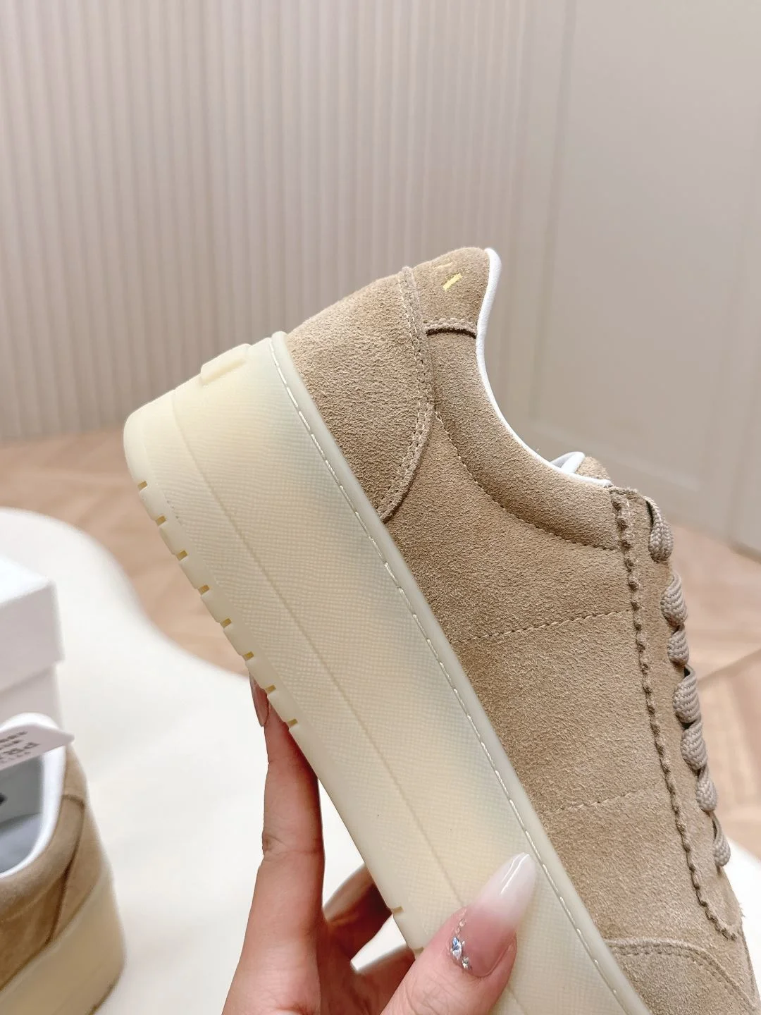 Cut-rate Prada Low Shoes