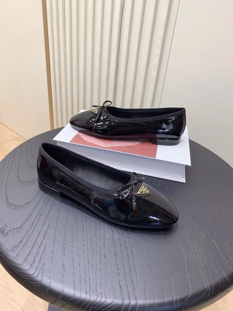 Brand-original Prada Low Shoes