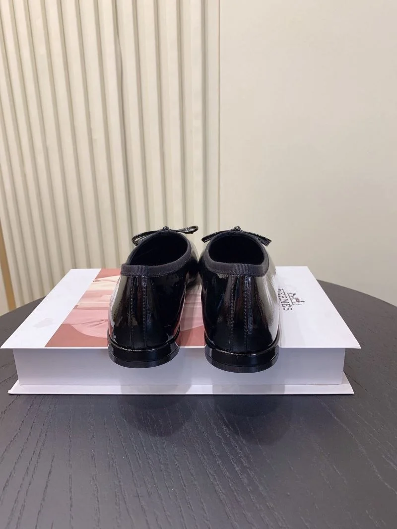 Brand-original Prada Low Shoes