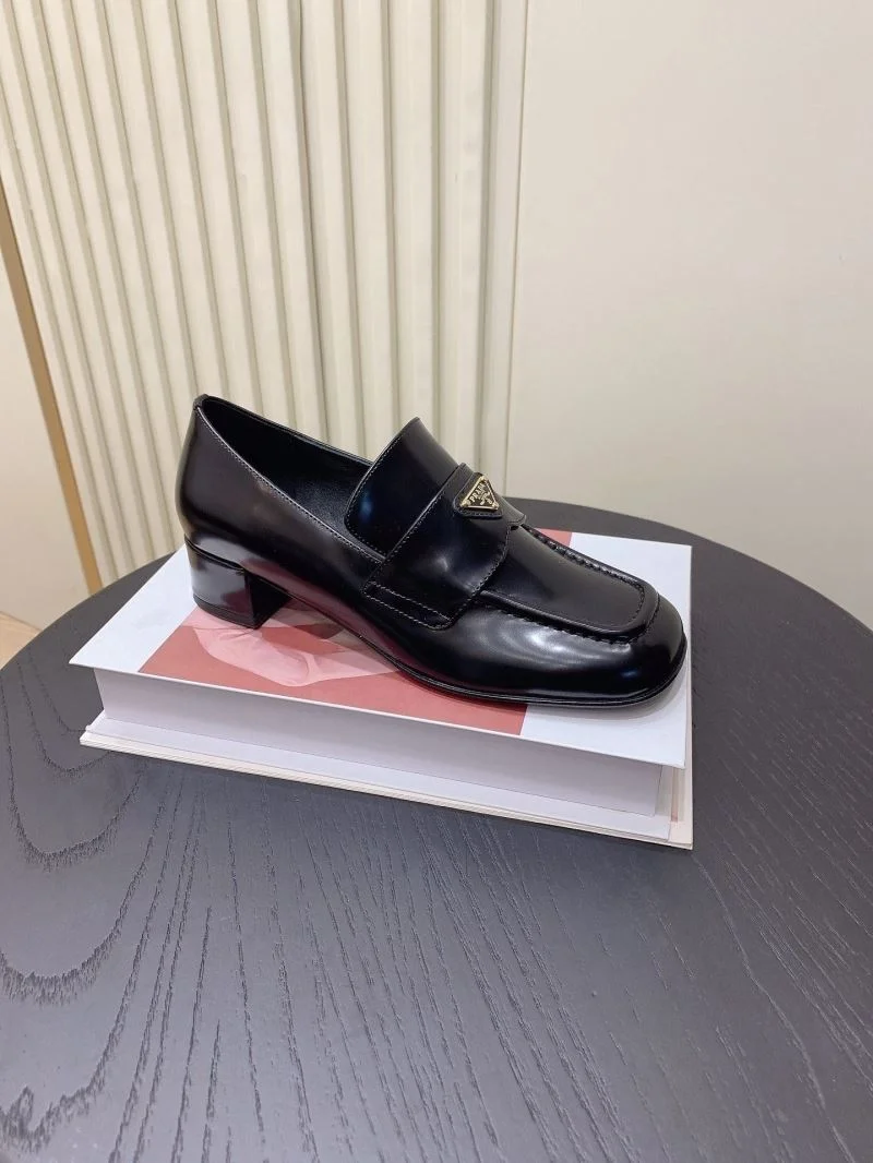 Inexpensive Prada Low Shoes