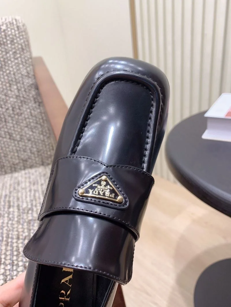 Inexpensive Prada Low Shoes