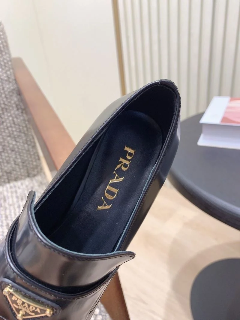 Inexpensive Prada Low Shoes