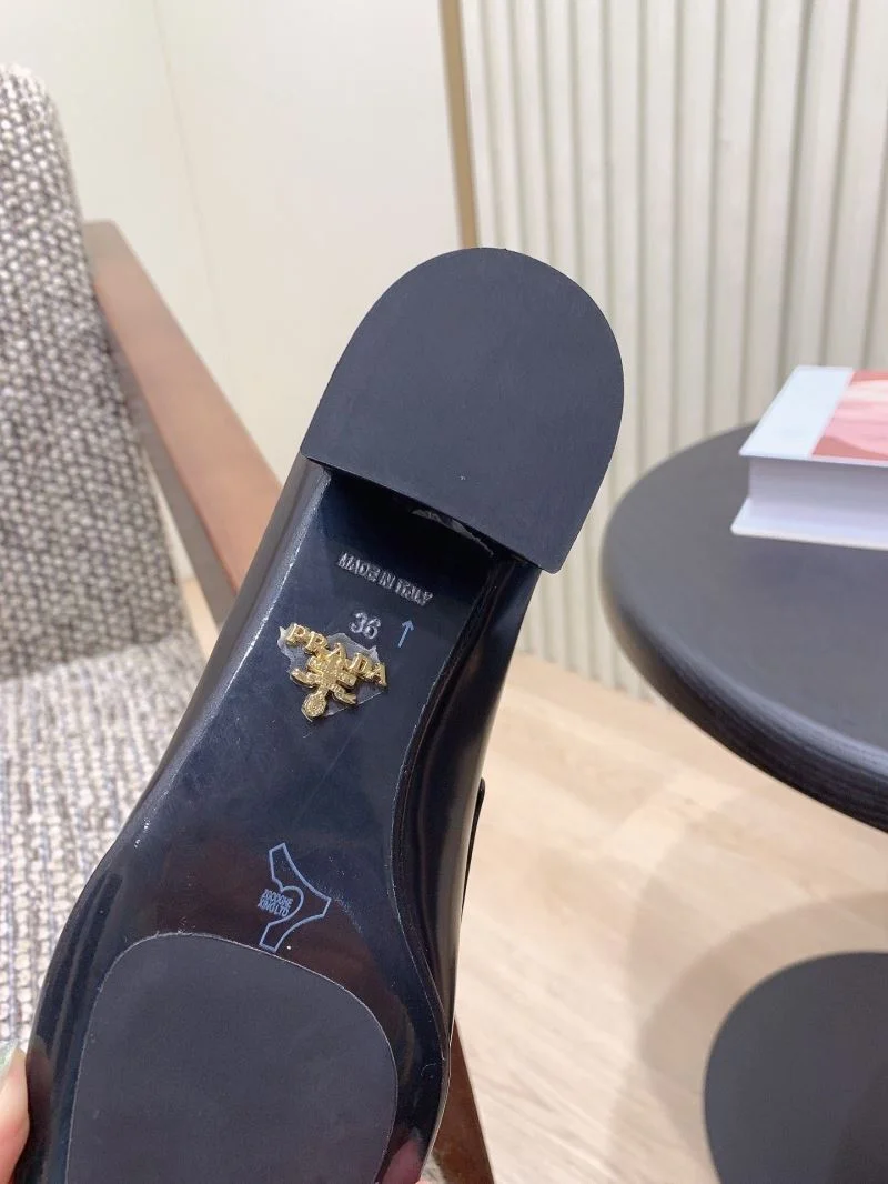 Inexpensive Prada Low Shoes