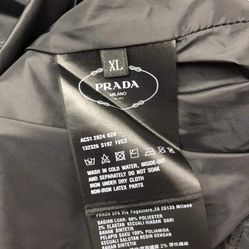 Top match Prada Outwear
