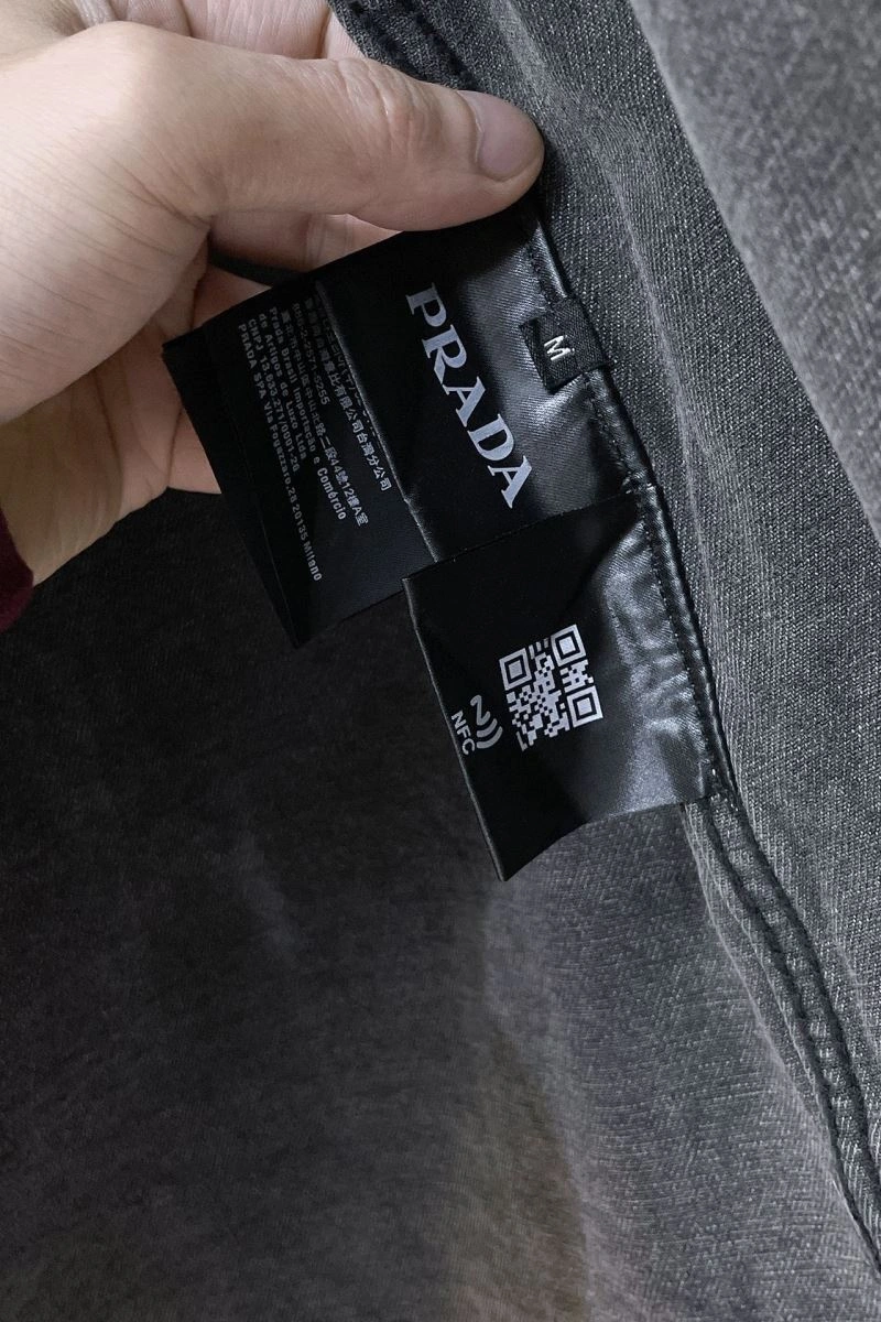 Top mirror Prada Outwear