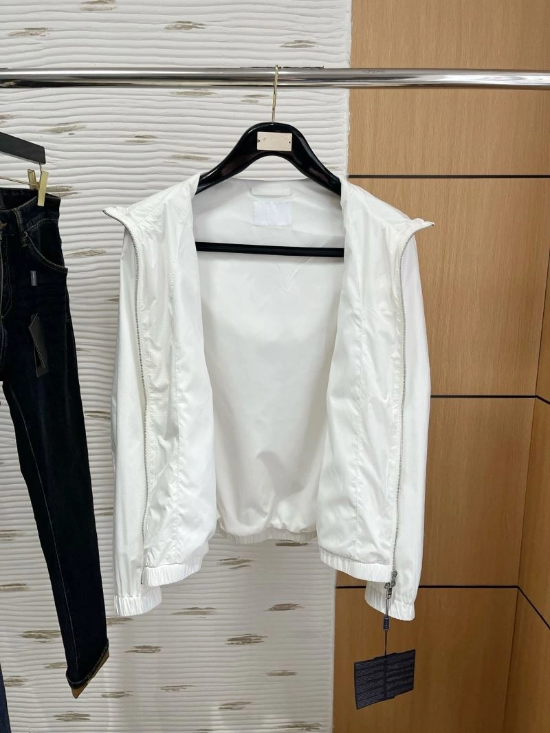 Official Prada Outwear