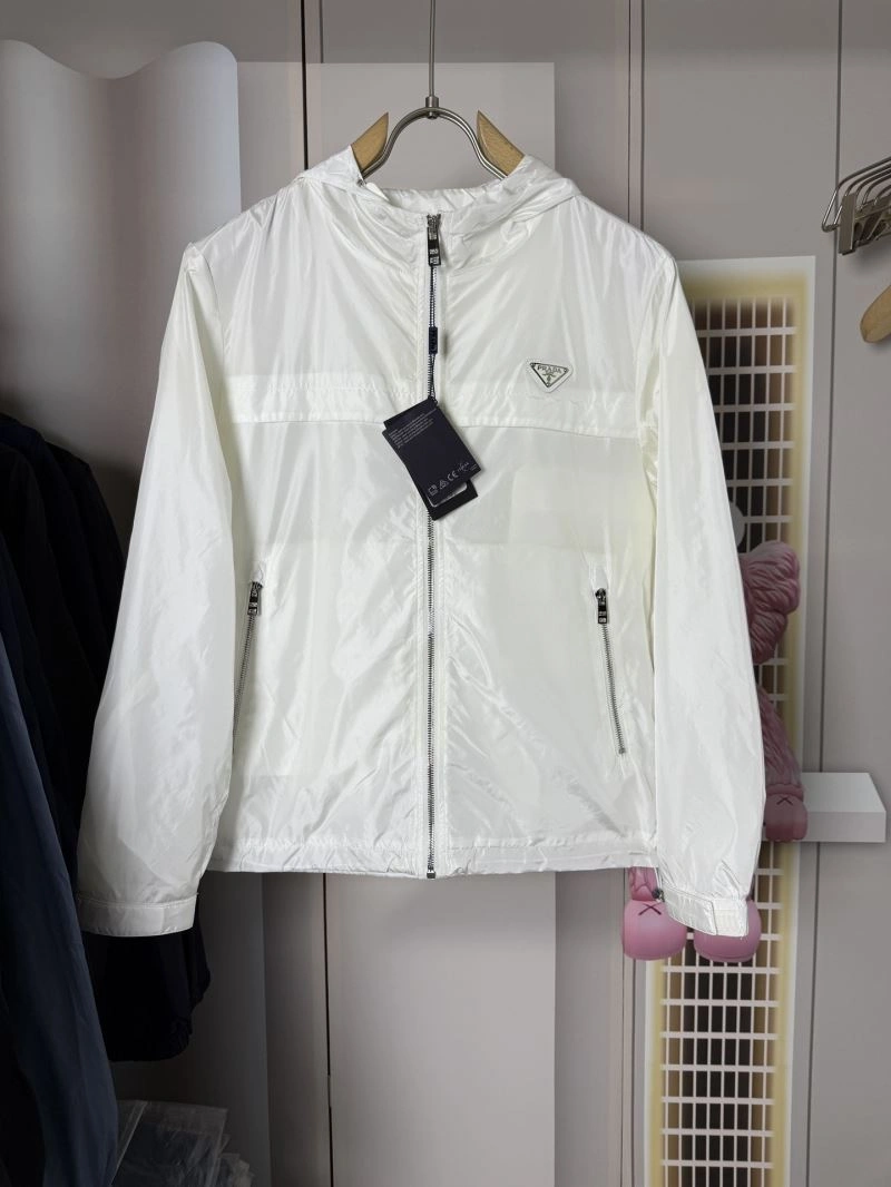 Accurate model Prada Outwear