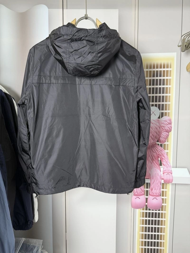 Accurate model Prada Outwear