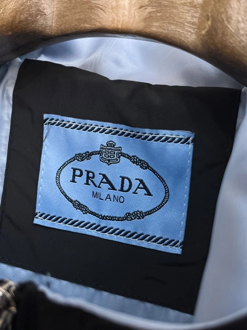 Top match Prada Outwear
