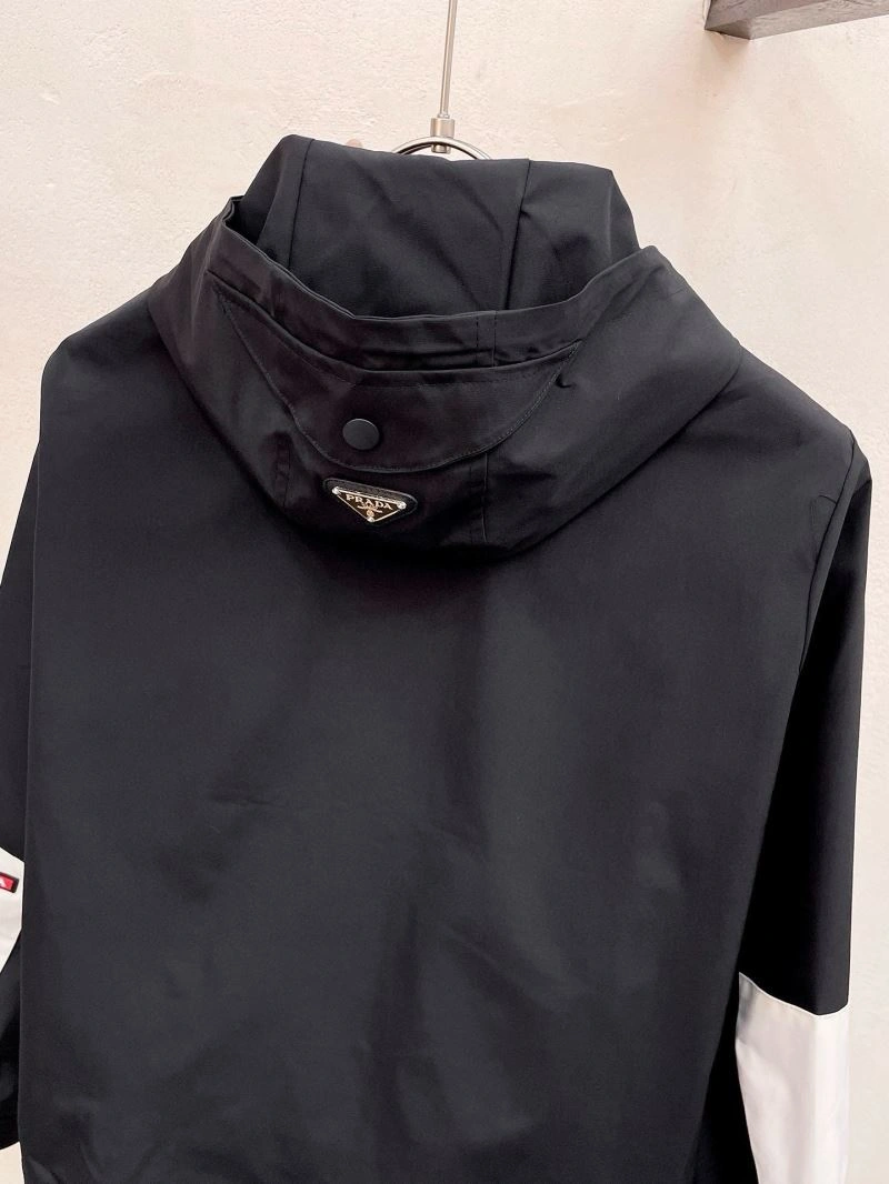 High accuracy Prada Outwear