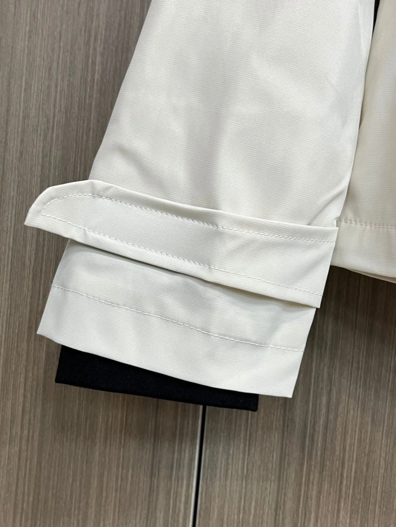 Top match Prada Outwear