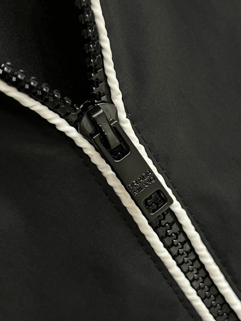 Top match Prada Outwear