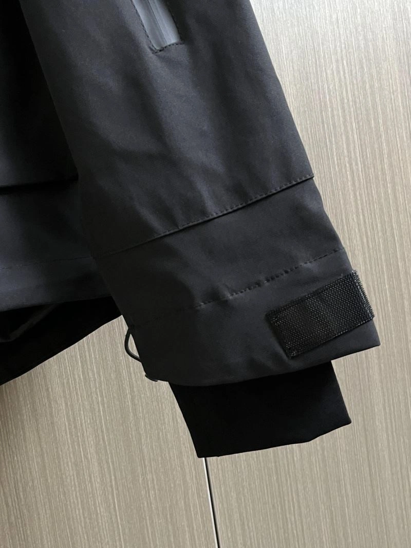 Bargain Prada Outwear