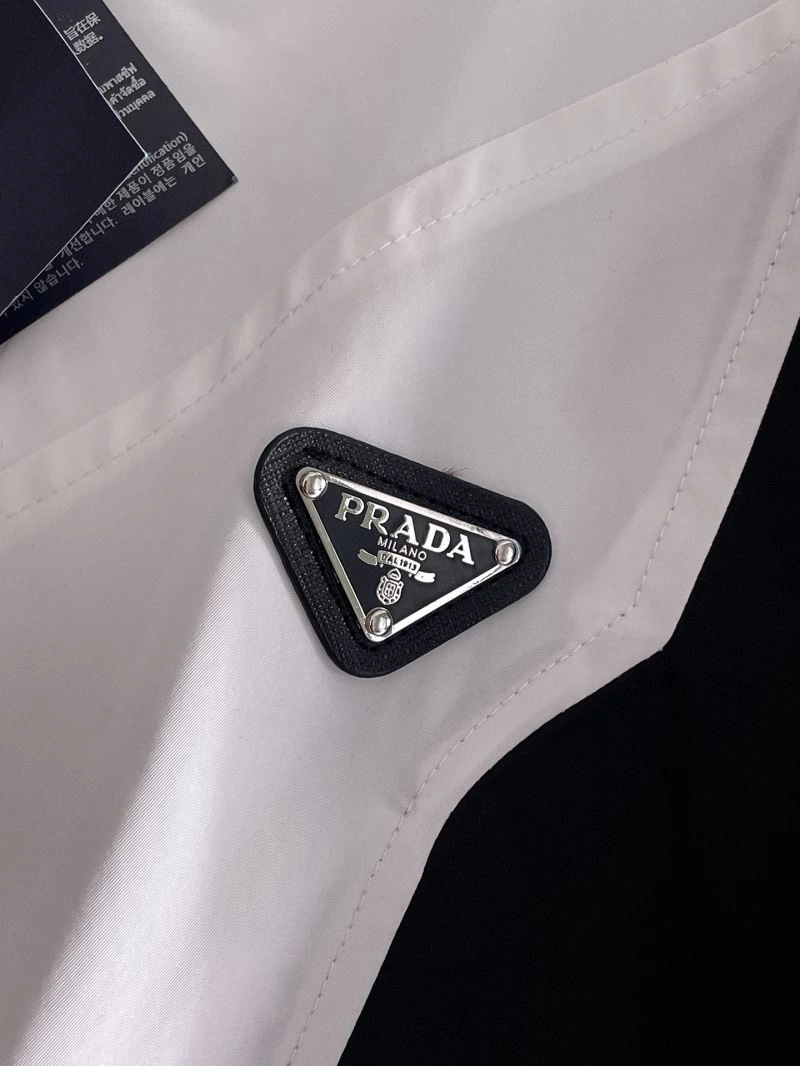 Top match Prada Outwear