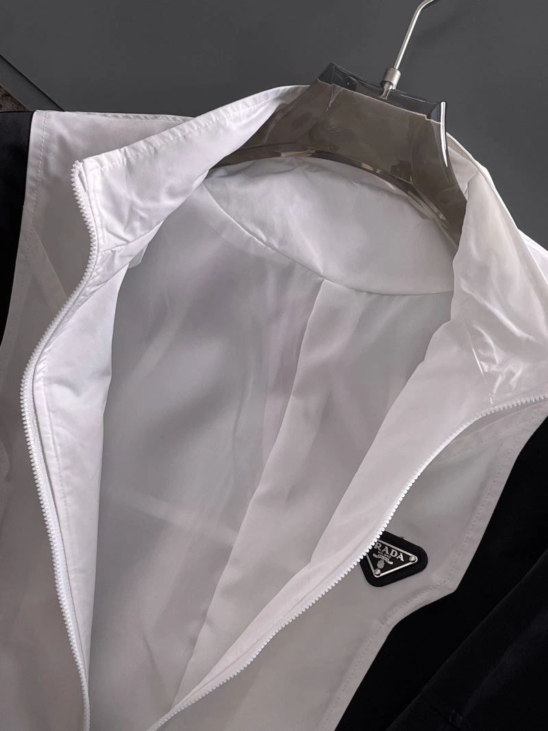 Top match Prada Outwear