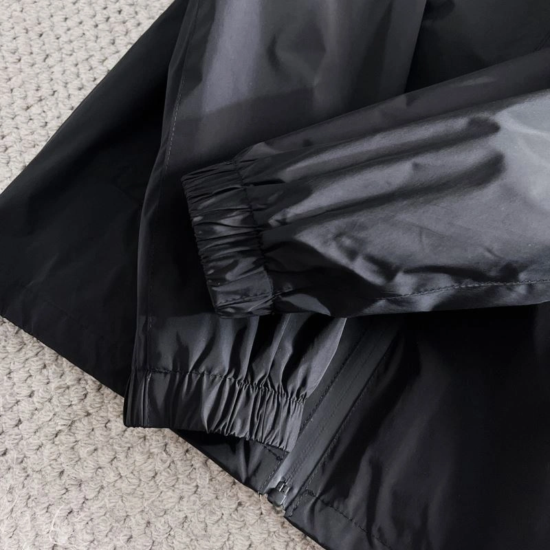 Bargain Prada Outwear