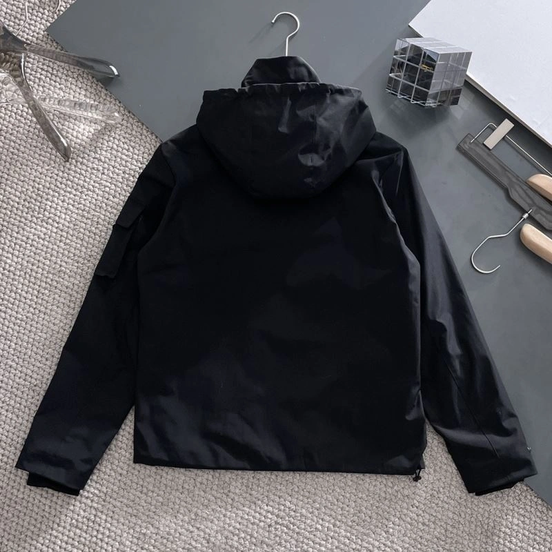 Brand-original Prada Outwear