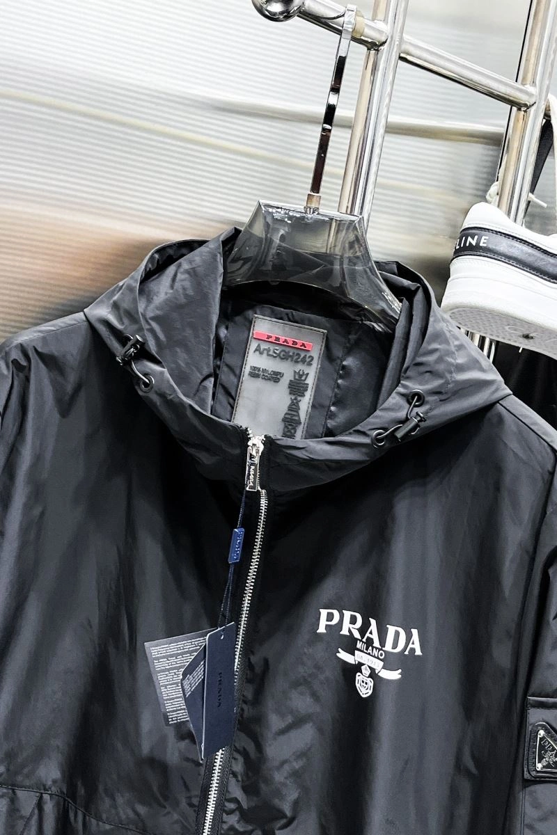 Top mirror Prada Outwear