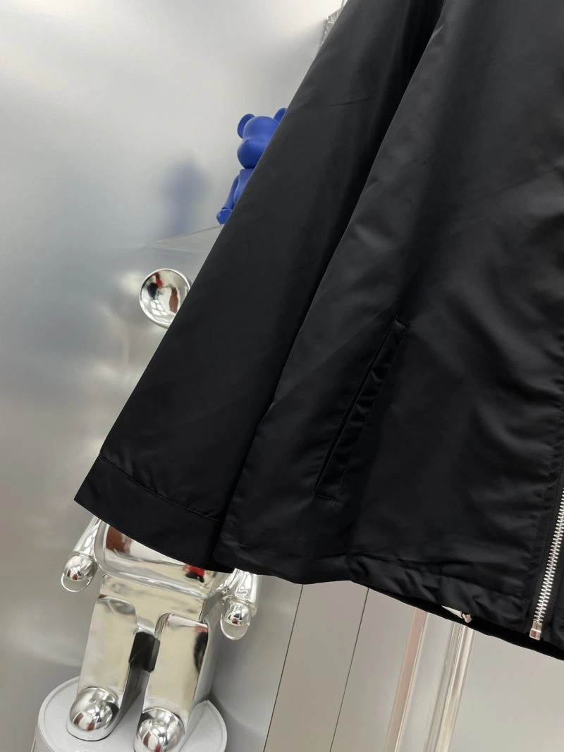 High accuracy Prada Outwear
