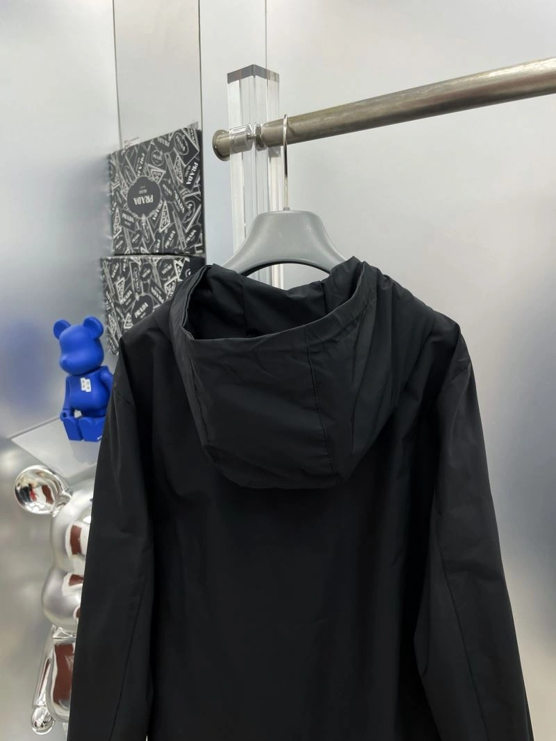 Top mirror Prada Outwear