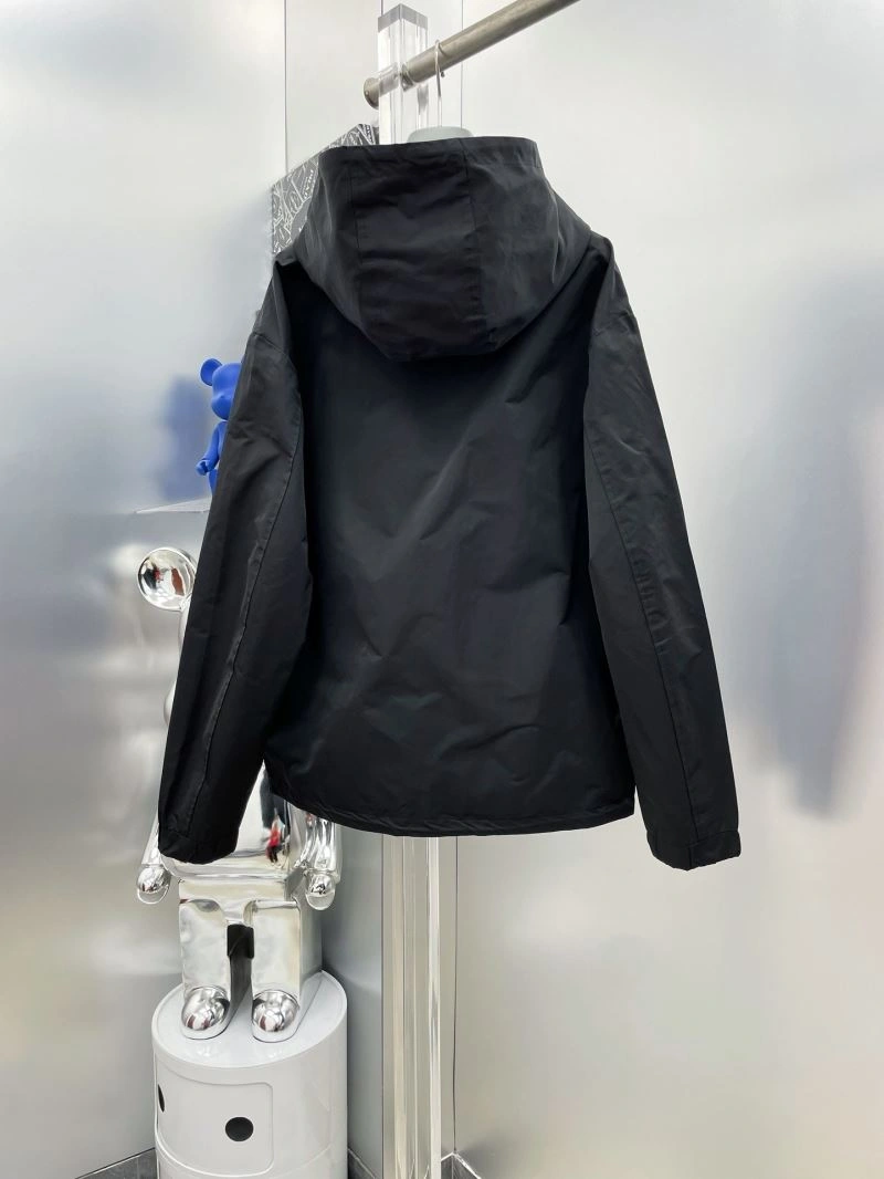 High accuracy Prada Outwear