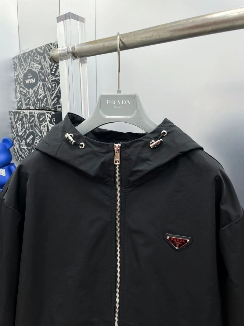 High accuracy Prada Outwear
