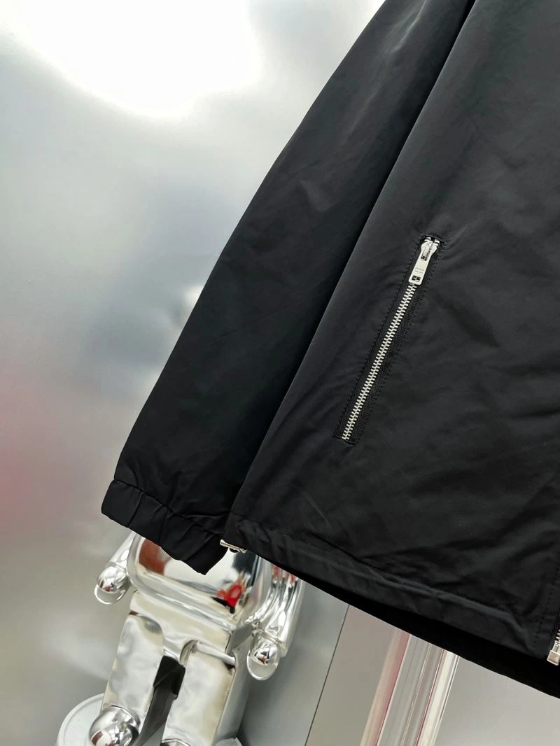 High accuracy Prada Outwear