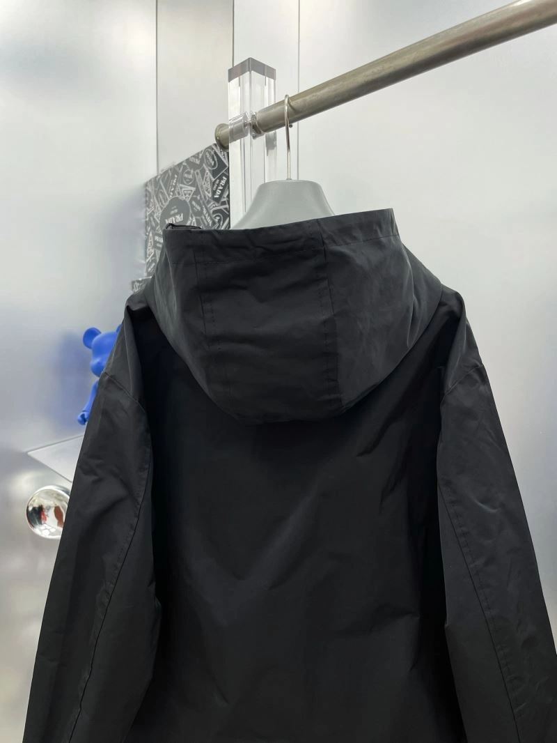 High accuracy Prada Outwear