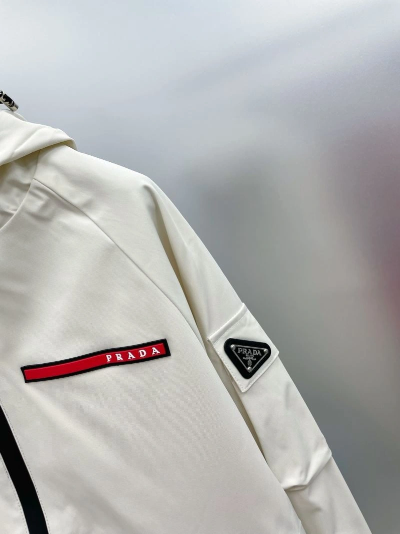 High accuracy Prada Outwear