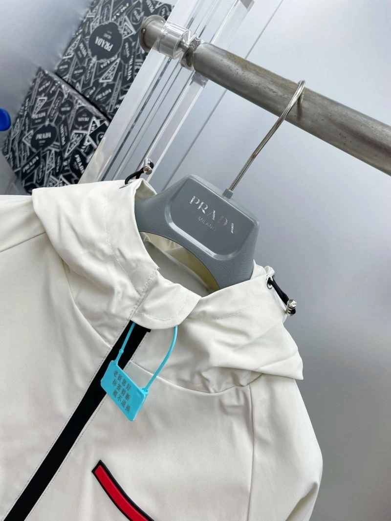 High accuracy Prada Outwear