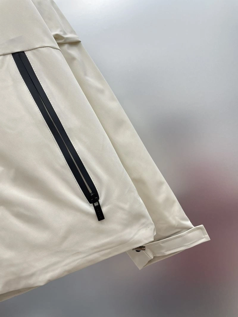 High accuracy Prada Outwear