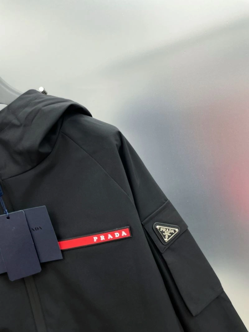 High accuracy Prada Outwear
