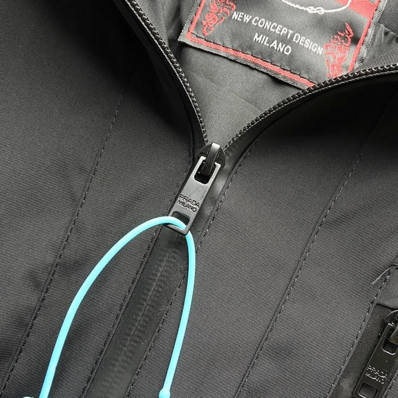 Brand-original Prada Outwear