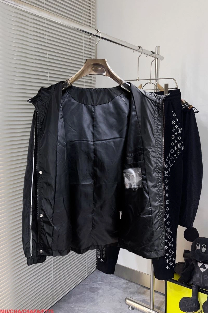 Legit Prada Outwear