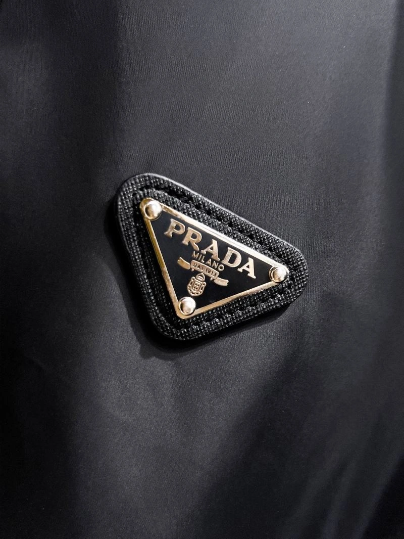 Legit Prada Outwear