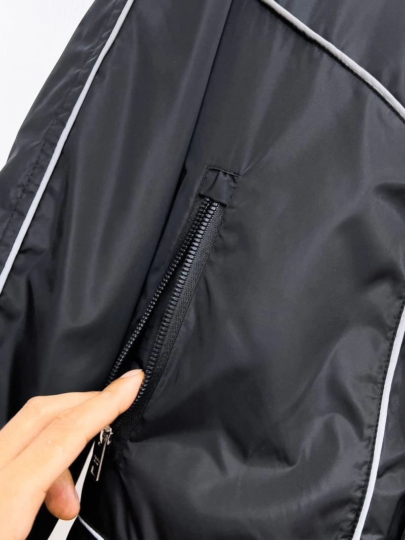 Legit Prada Outwear