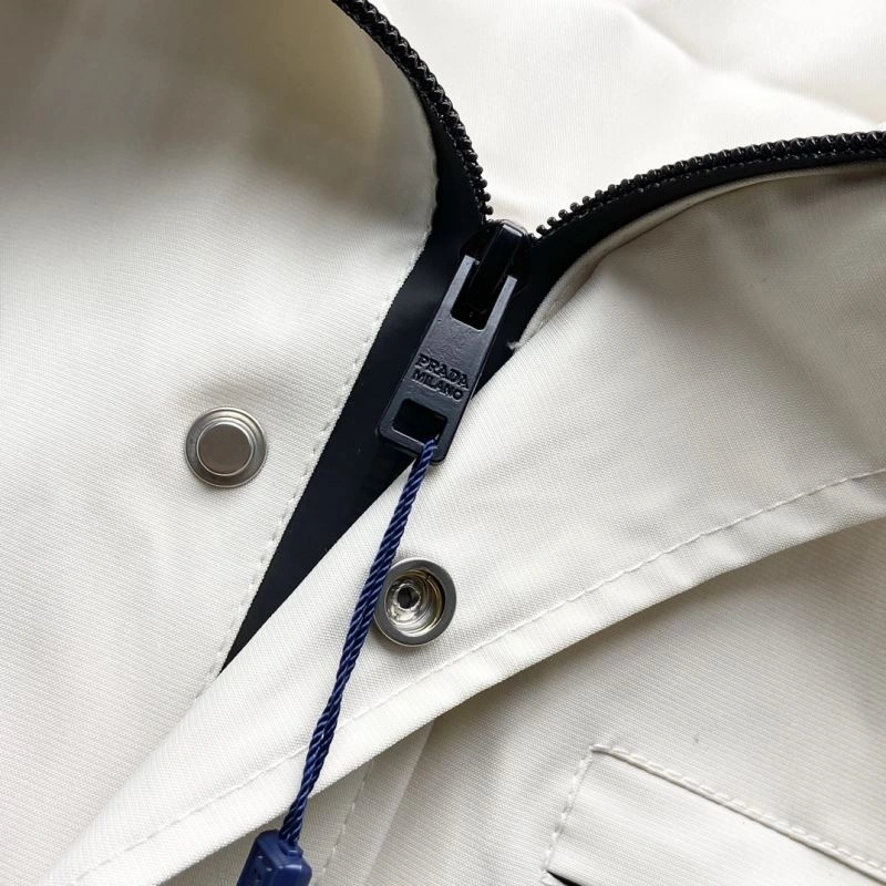Bargain Prada Outwear