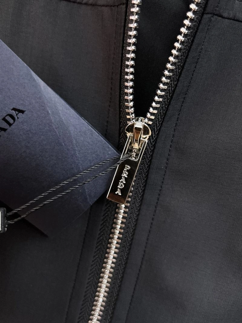 Legit Prada Outwear