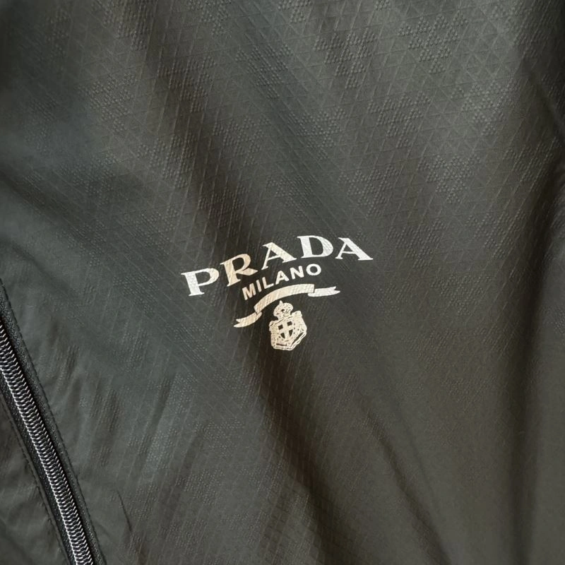 Top mirror Prada Outwear