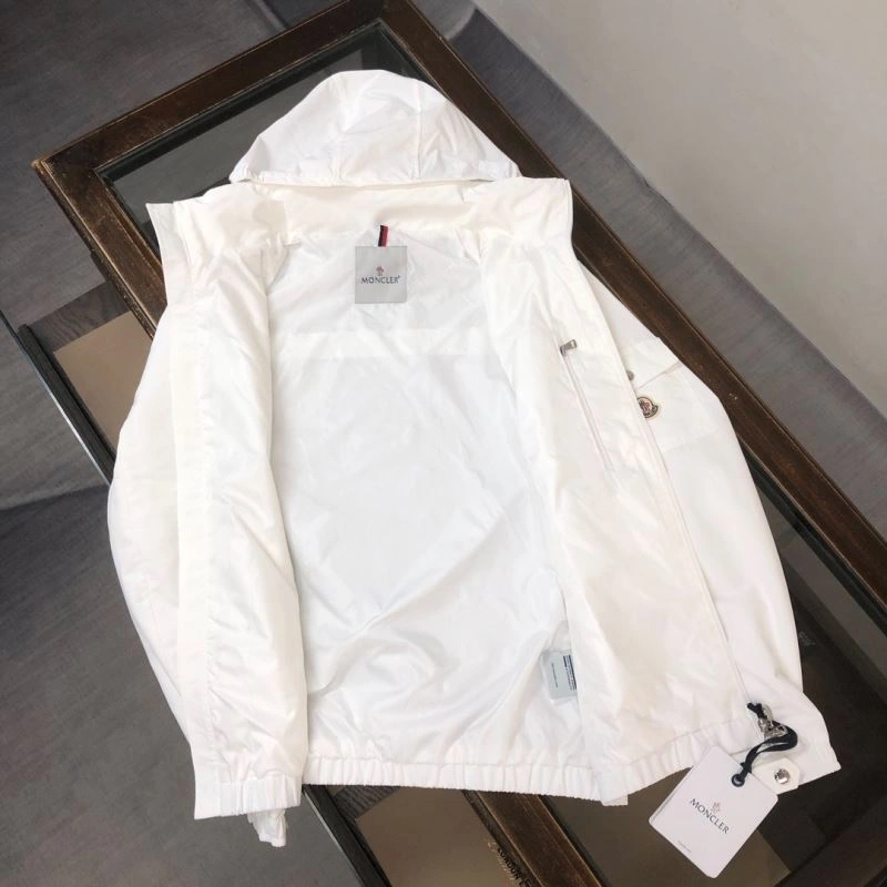 Official Prada Outwear